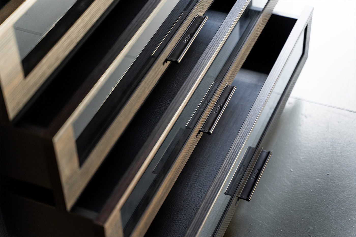 EX-DISPLAY | Poliform North